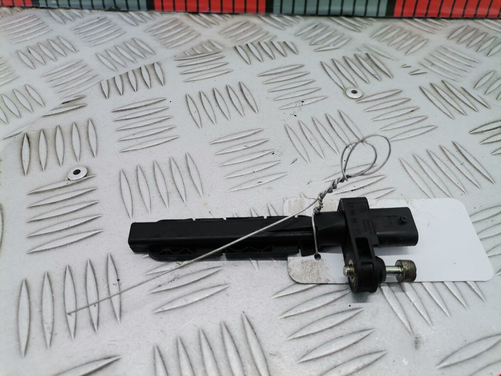 Датчик коленвала BMW 3-Series (F30/F31/F34/F35) 13627805188 арт. 1847497