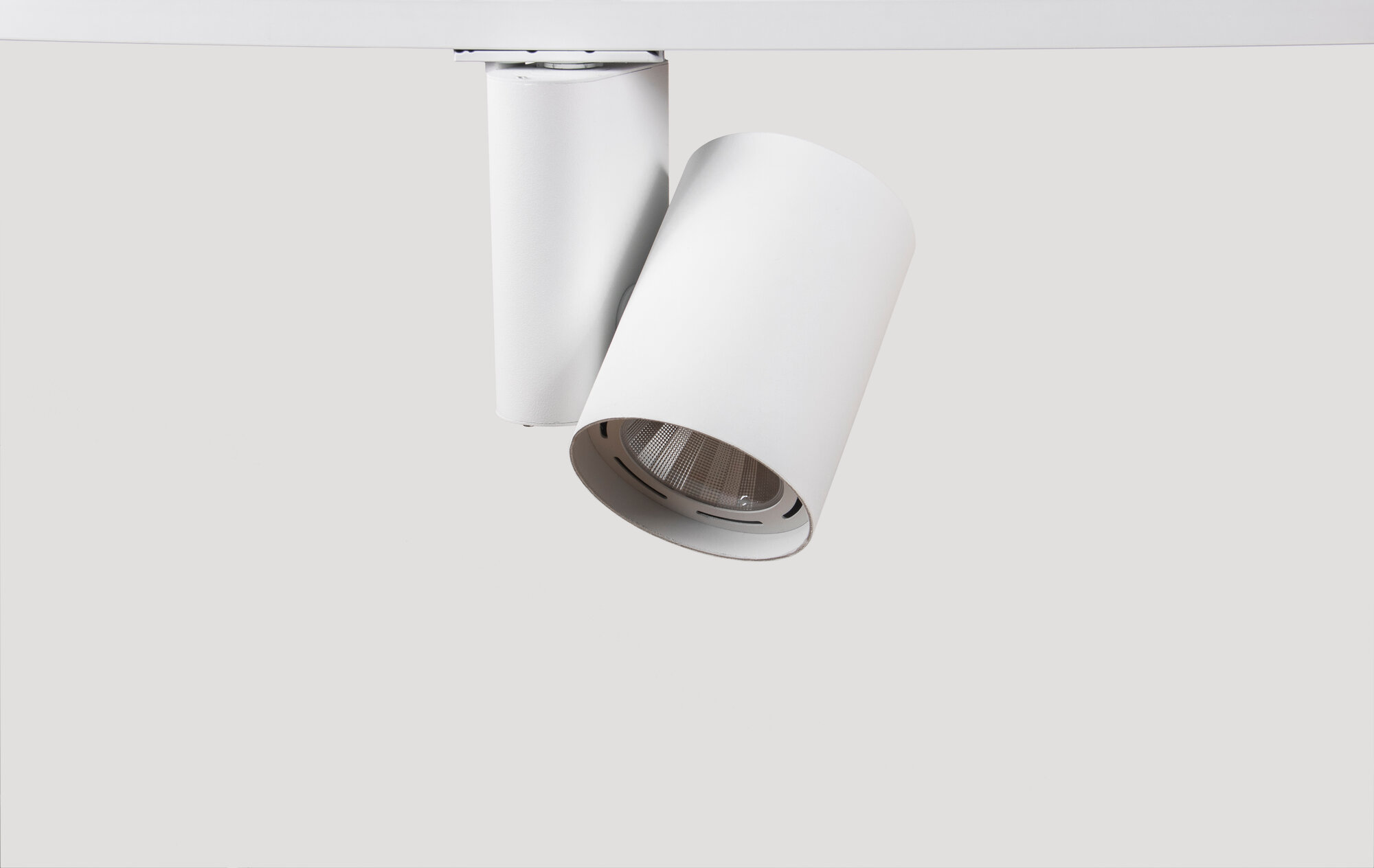 Светильник трековый EVO для трехфазной шины 30Вт, 4000К, угол луча 38°, белый