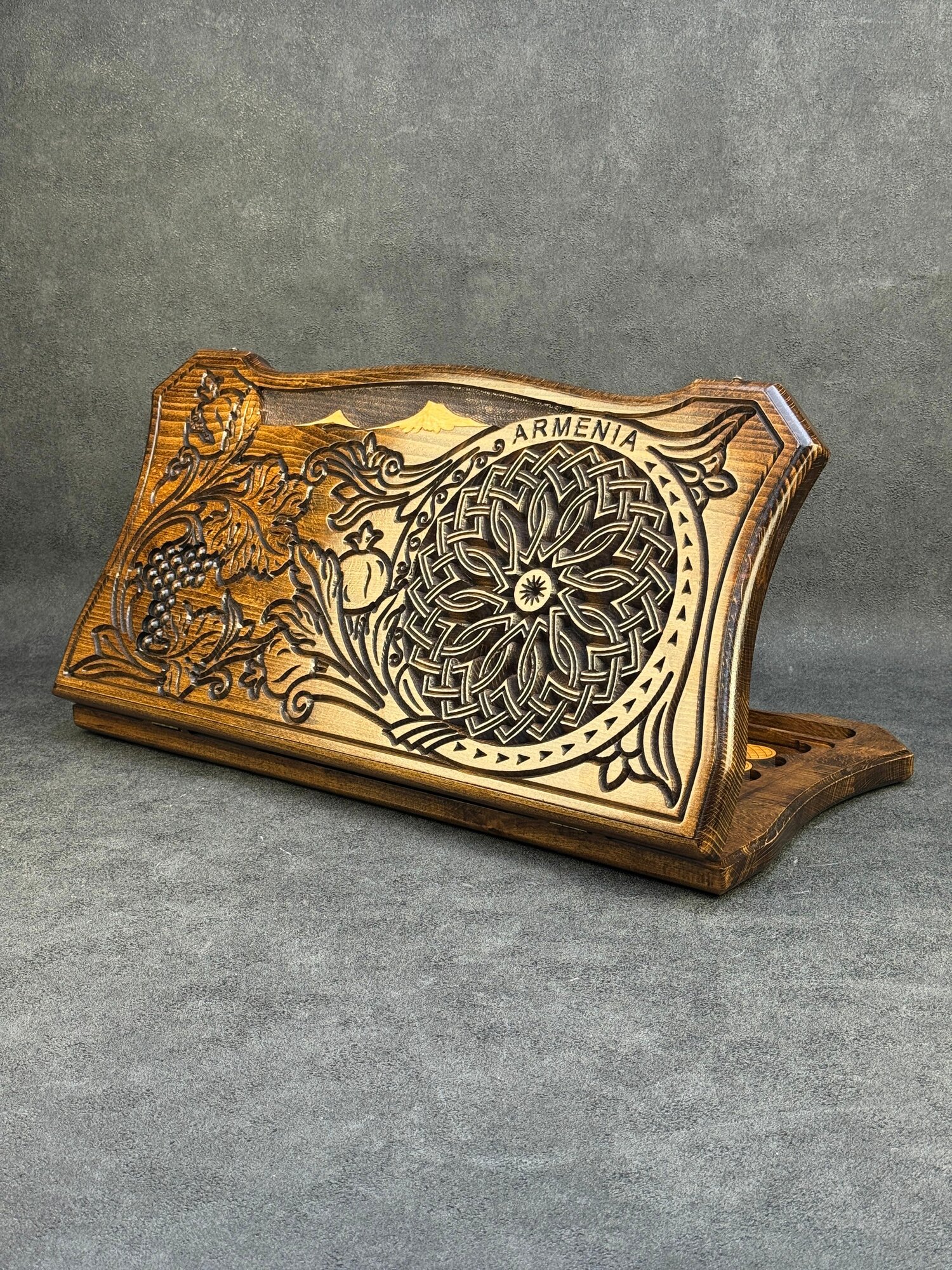 Нарды "Родина Армения", резные, из бука, 60 х 60 см, ручная работа