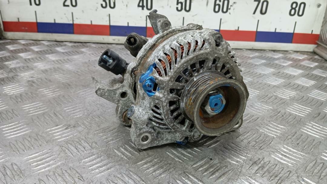 Генератор Honda Civic 8 2-й рест. 2011 AHGA67