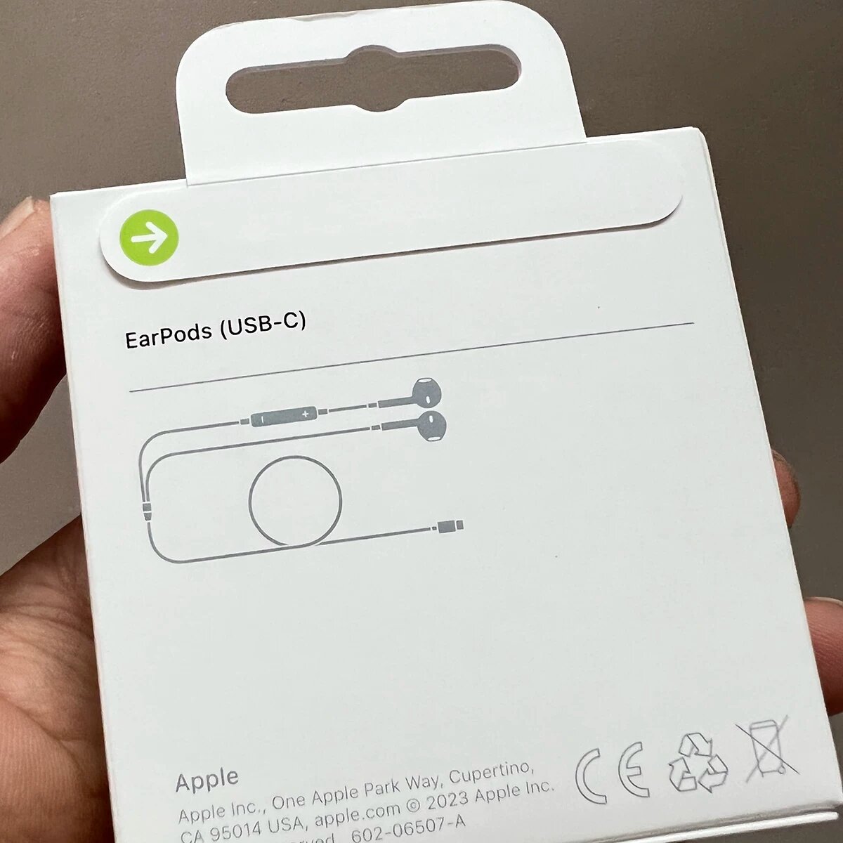 Черные проводные наушники с разъемом Lightning, совместимые с iPhone 12-16 моделями