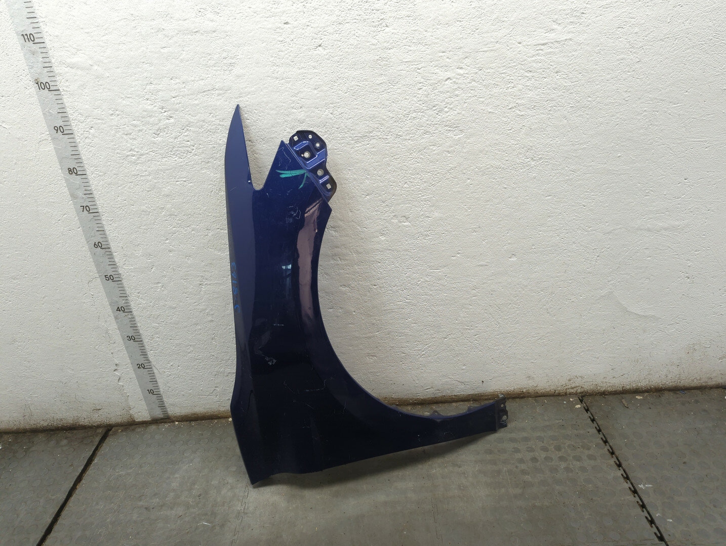 Крыло правое переднее Toyota Camry XV70 Б/У