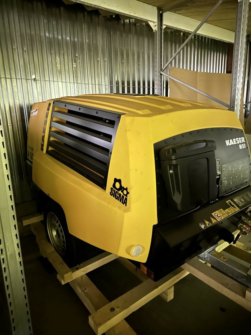 Компрессор на шасси М50PE (на шасси с ПТС)