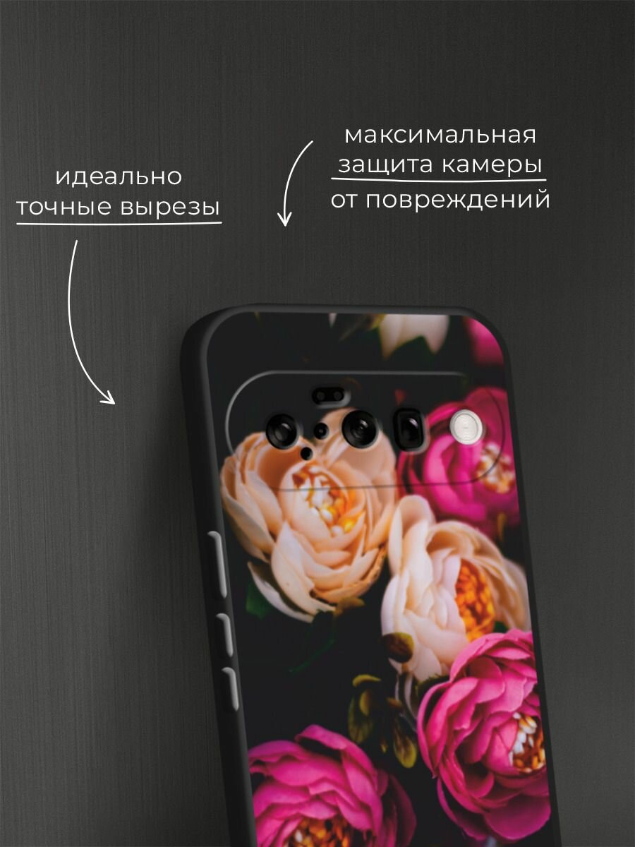 Черный матовый чехол на Google Pixel 10 / Гугл Пиксель 10 с принтом Розовые пионы на черном — фото 1