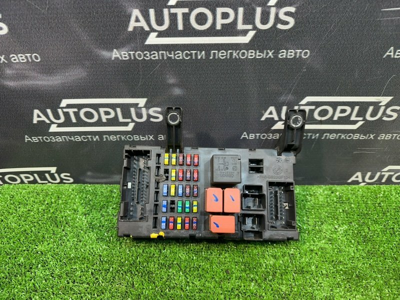 Блок предохранителей салонный Fiat Albea 2008 (1.4 350 A1.000) Б/У с пробегом Арт. 12979