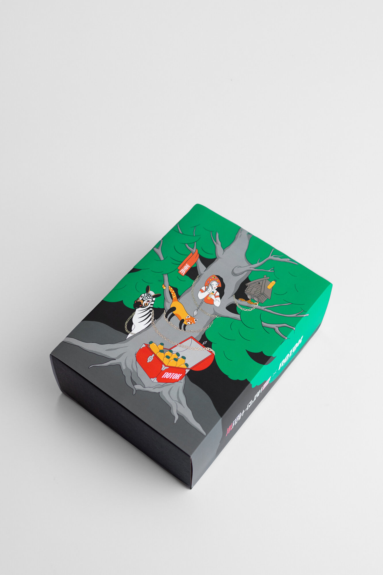 Лимитированный бокс от бренда «Бесконечный поток» и выставки «Жили-Были: Царство русской сказки»