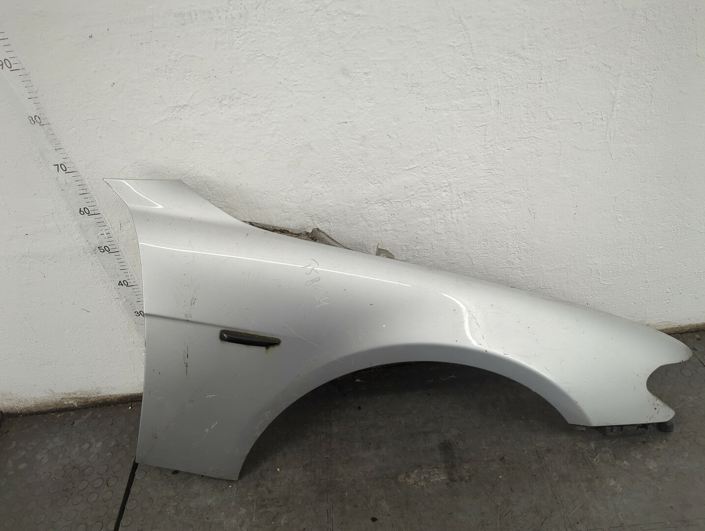 Крыло правое переднее BMW 7 E65 Б/У