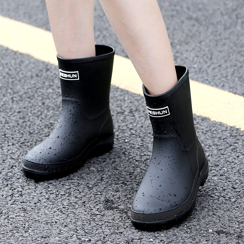Женские резиновые сапоги, стильные резиновые сапоги, однотонные, простые короткие сапоги, водонепроницаемые, нескользящие, подходят для ношения на открытом воздухе, корейский стиль, рабочая обувь. Размер обуви. EU:37