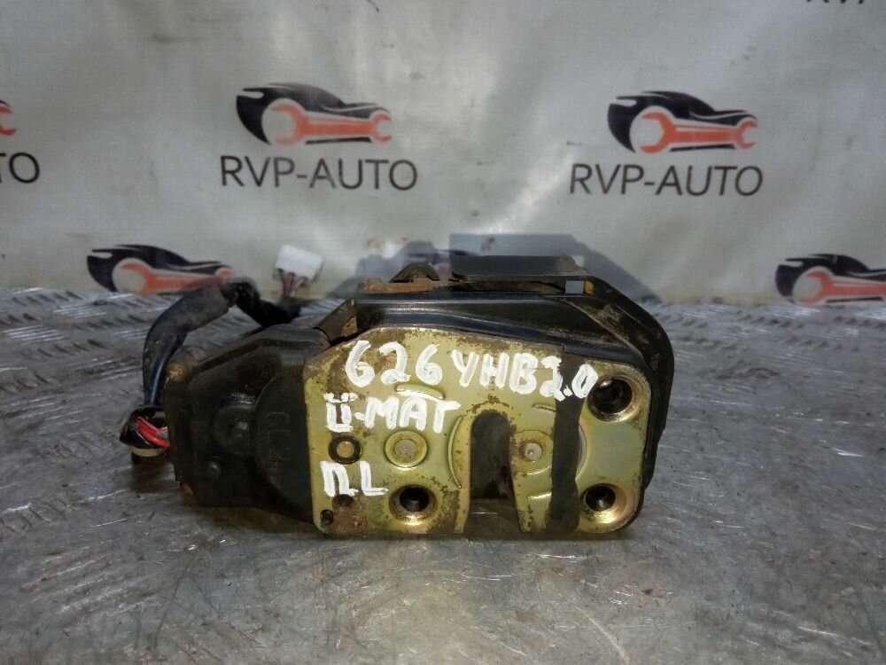 Замок двери передний левый Mazda 626 GW 1997-2002