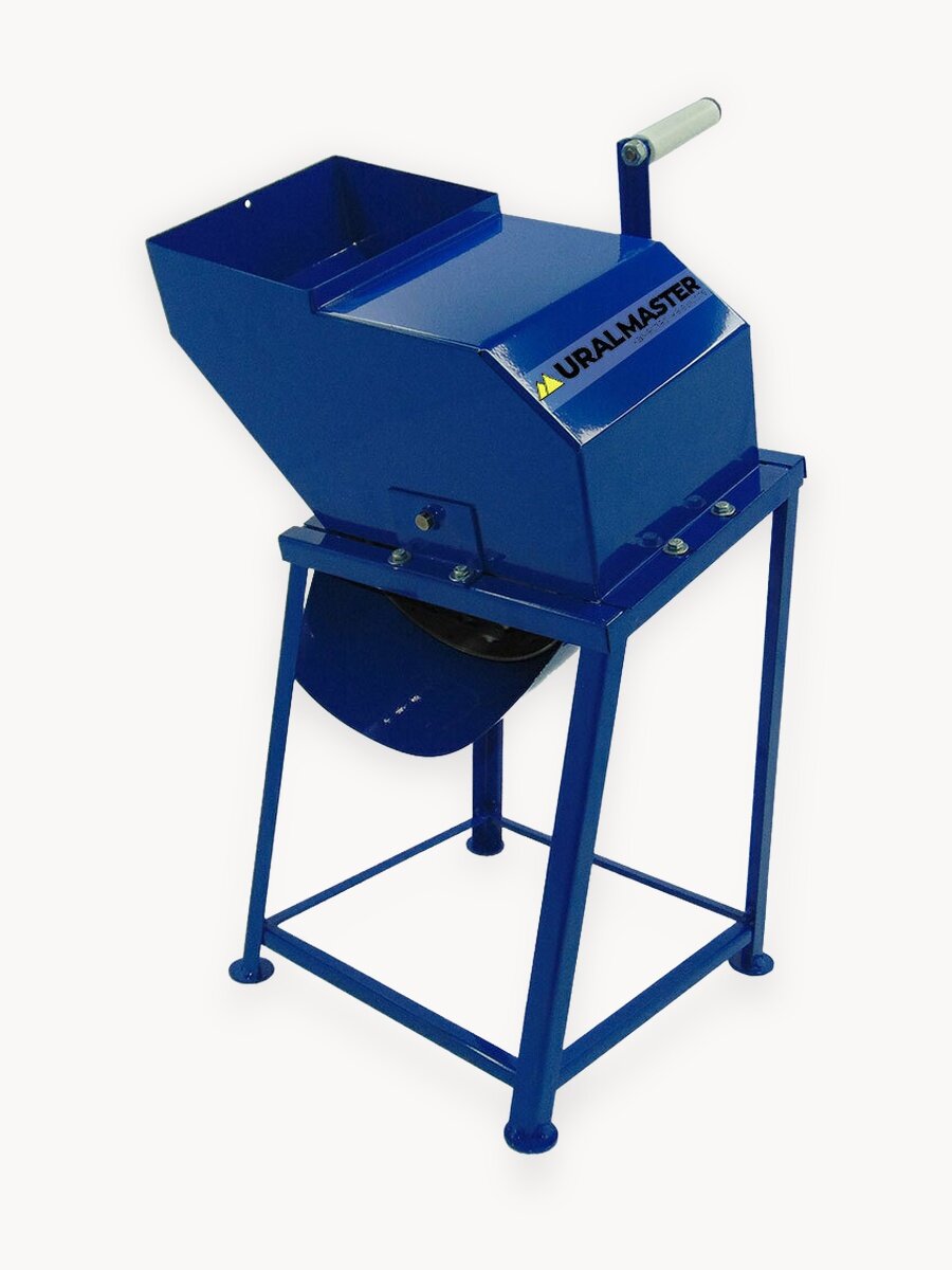 Измельчитель кормов Кормоизмельчитель ручной "уралмастер"
