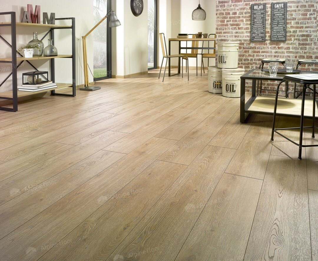 Ламинат Alpine Floor Distingo Cajun Oak 535 8462 (цена за упаковку 1.548 м2)