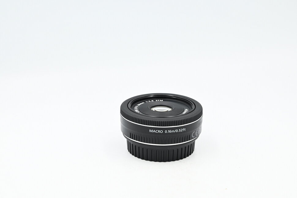 Объектив Canon EF-S 24mm f/2.8 STM - с.н. 5819100705