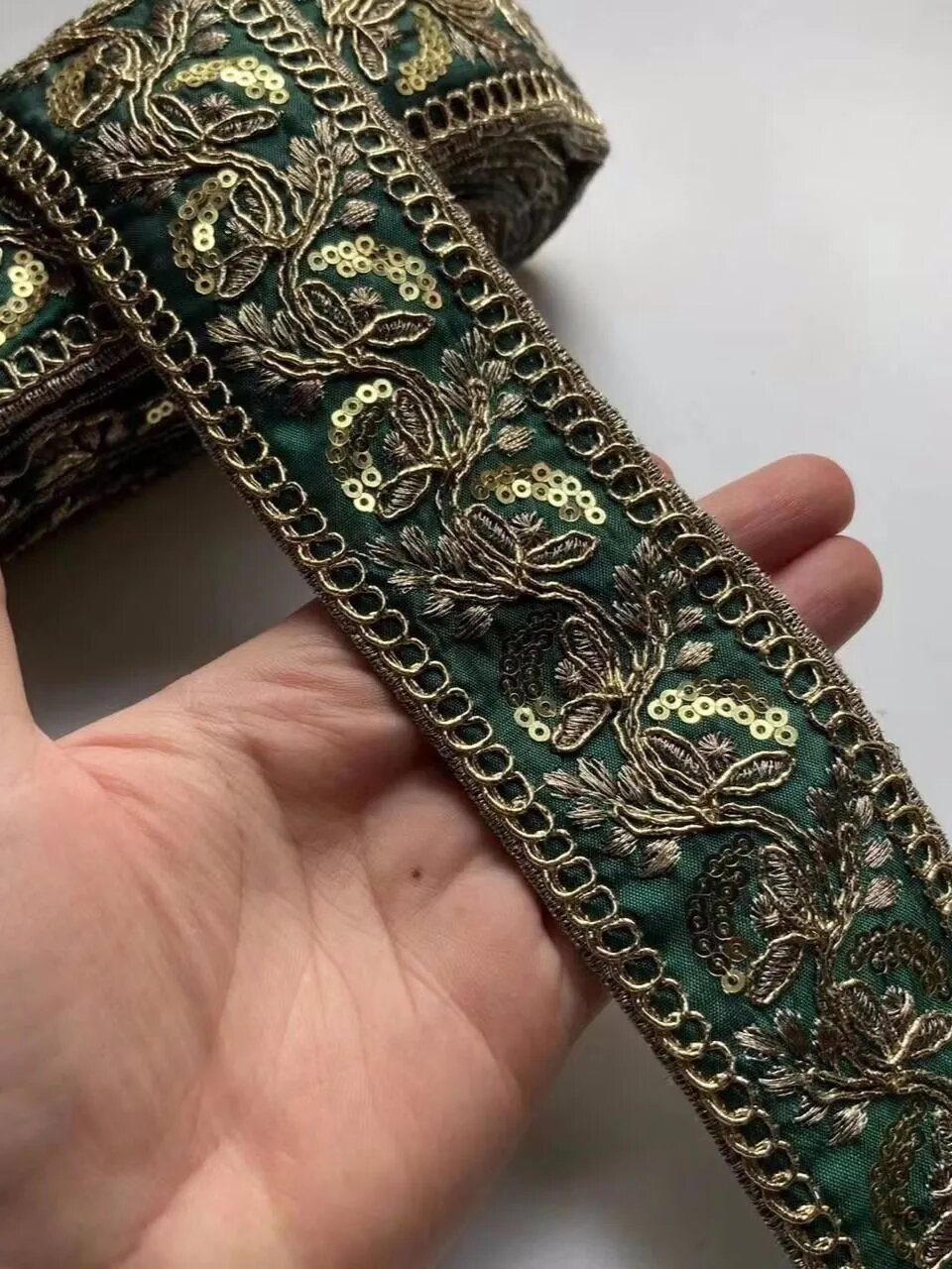 Пайетки этнос ракушка Тесьма, 5 см, 2 метра , с народным узором, для декора, рукоделия и творчества, Темно-зеленый