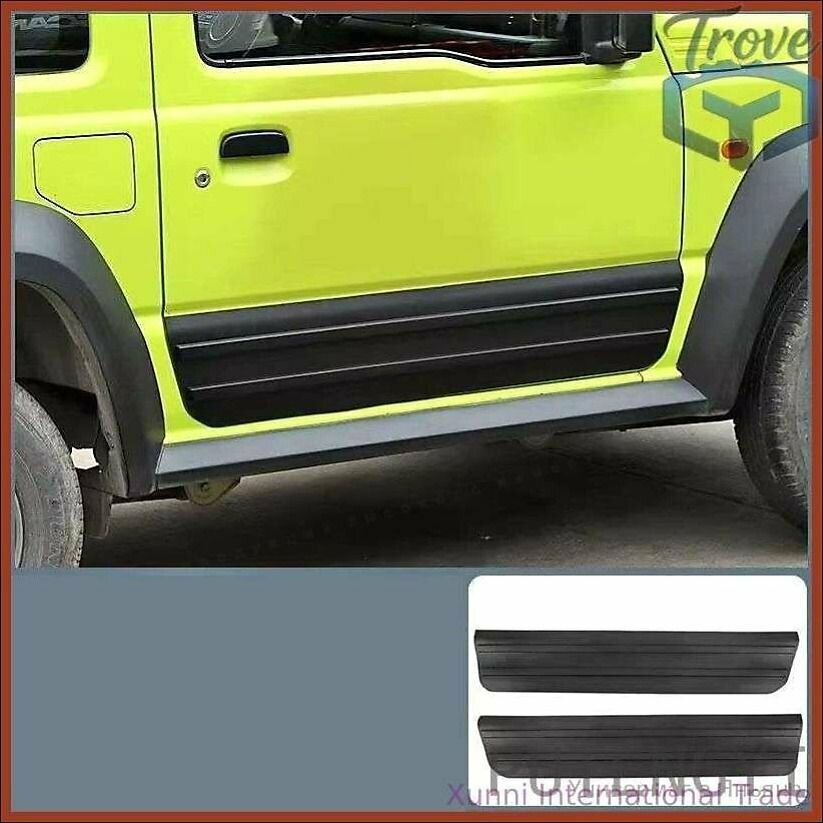 Короткий заголовок Черные защитные накладки на двери авто Suzuki Jimny, пара молдингов