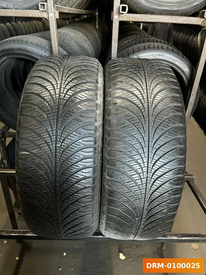 Комплект (2 шт) зимних БУ шин Goodyear Vector 4Seasons Gen-2 SUV 235/60 R18 50% износ 8463307744