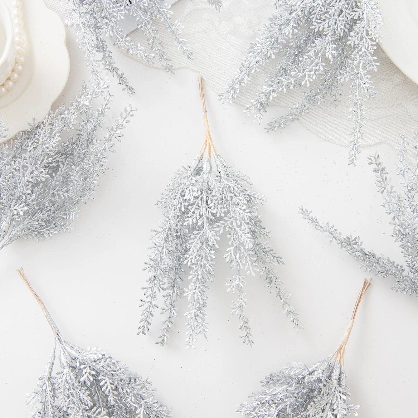 Искусственные цветы, растение, кедр, домашняя гостиная, рождественская елка, свадебный венок, художественное украшение стены, букет, красивый аксессуар