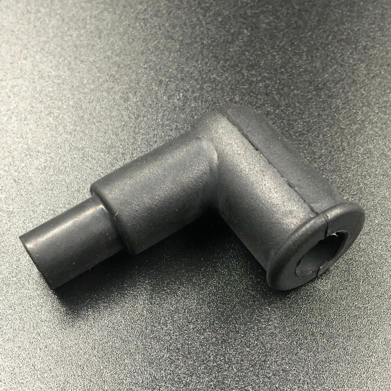 Свечной колпачок Yamaha 2-250 (PREMARINE) ОЕМ 663-82370-01-K