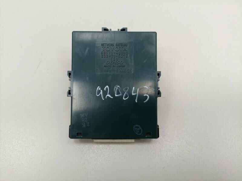 Блок электронный Lexus RX 300/330/350/400h XU30 2003-2009