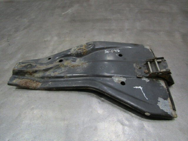 Кронштейн крепления крыла переднего слева Scania P, G, R