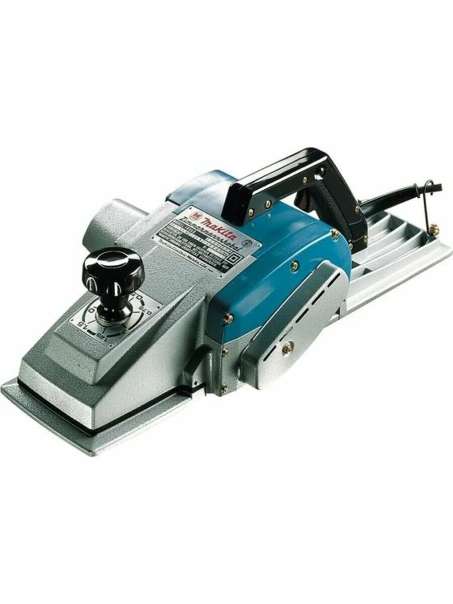Рубанок Makita 1806 B