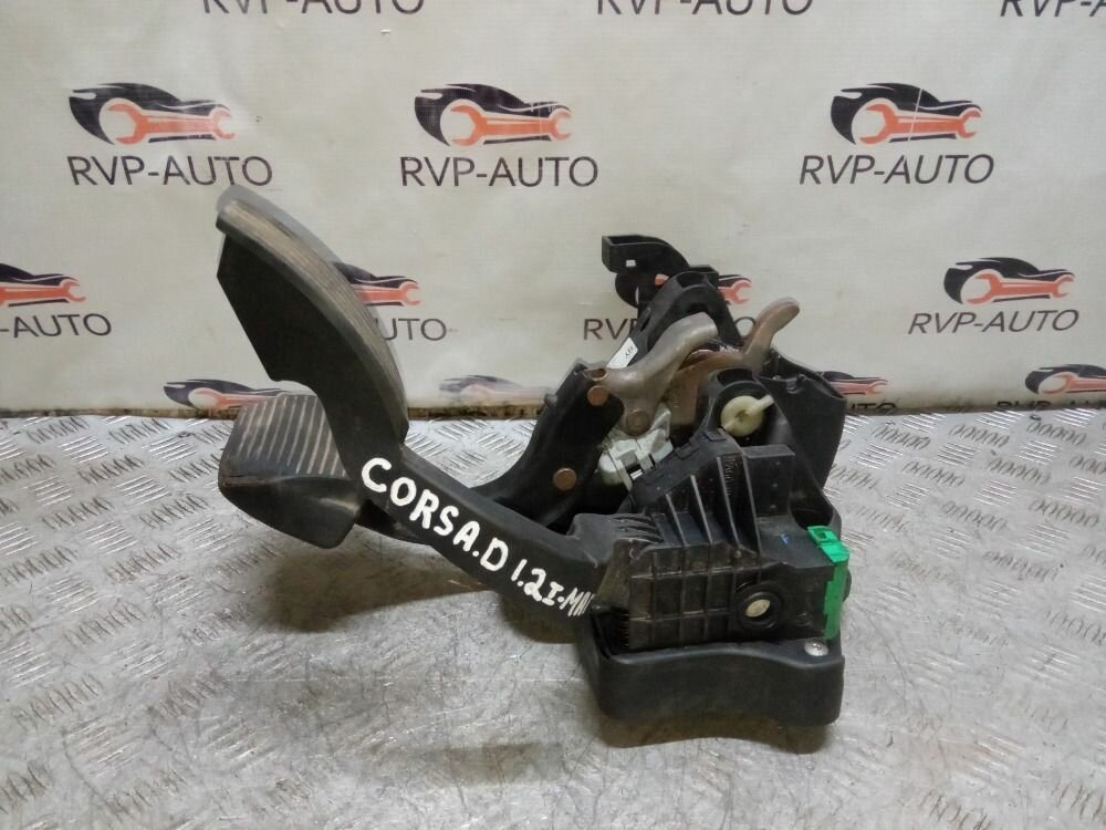Педальный узел Opel Corsa D 1.2 2006 — 2010 55701302