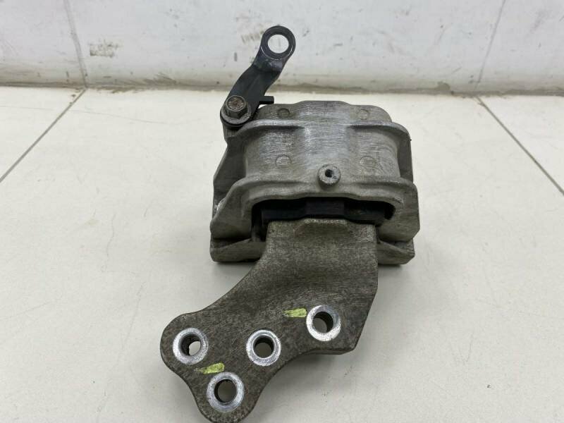 Опора двигателя правая Haval H6 2014 кат.номер: 1001200XSZ08A