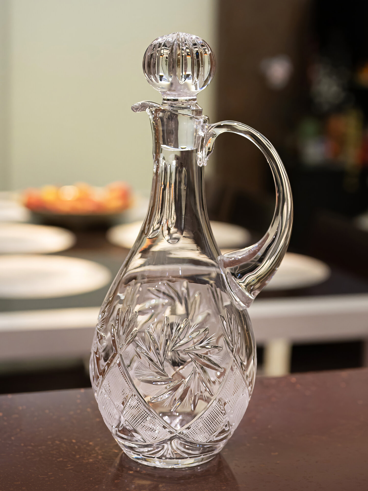 Хрустальный графин для вина водки крепких алкогольных напитков с крышкой и ручкой 0,5 литра Неман 6207-1000/1