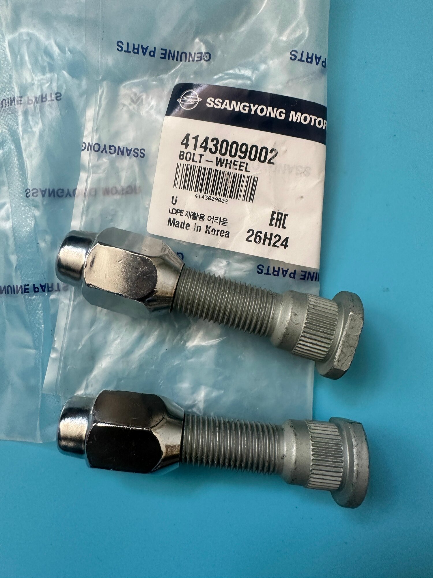 Болты переднего колеса 2 пары 4143009002 и гайки 4173531000 для моделей Ssangyong Actyon Kyron Rexton Actyon Sports