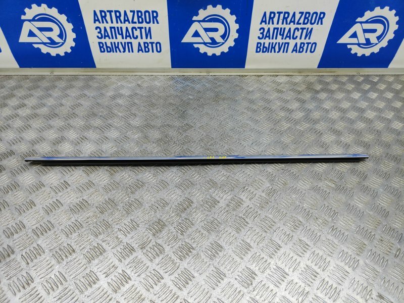 Б/У Молдинг стекла двери Volkswagen Tiguan MK2 / Фольксваген Тигуан MK2 1.4 CZD 150 Л.С 2017 задн. прав.