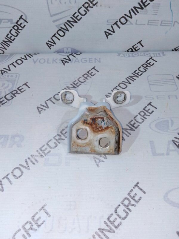 Петля двери Лада Ларгус 1 Б/У с пробегом