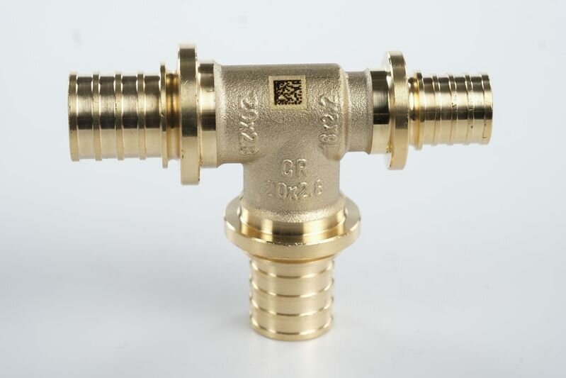 Тройник 20х20х16 переходной, аксиальный, латунь DZR Рехау 11080711001