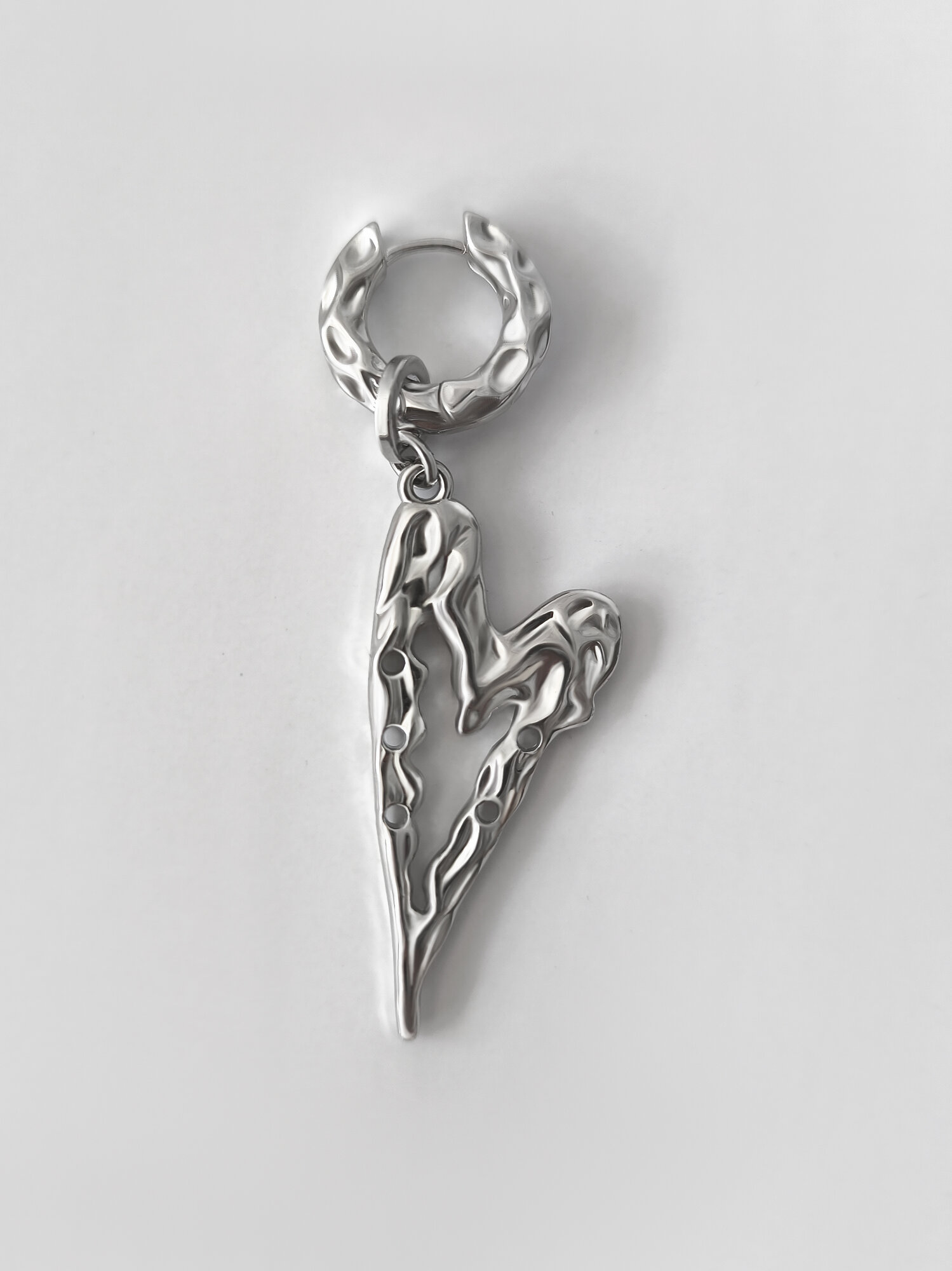 Моносерьга