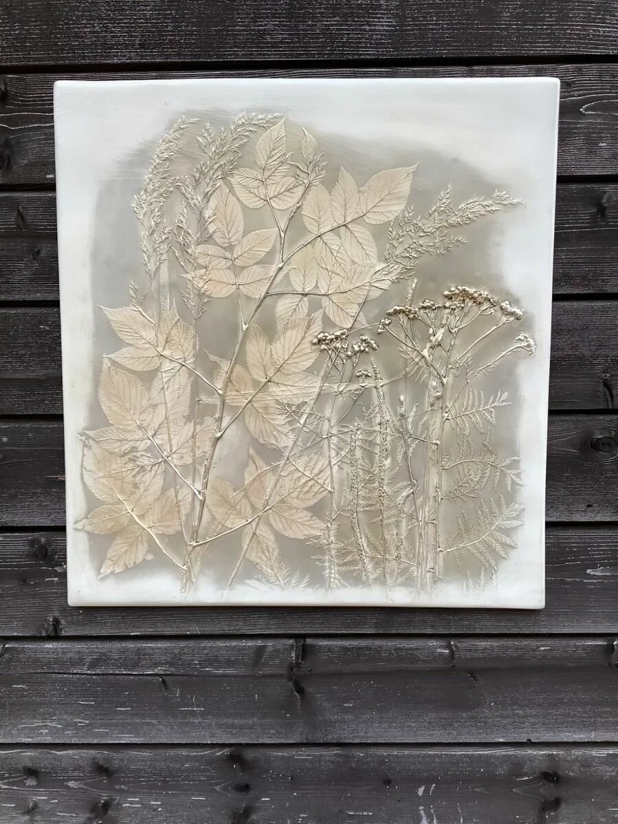 Панно из гипса, декор на стену, украшение интерьера, ботанический барельеф, Картина "Осень", ручной работы, 70x58 см.