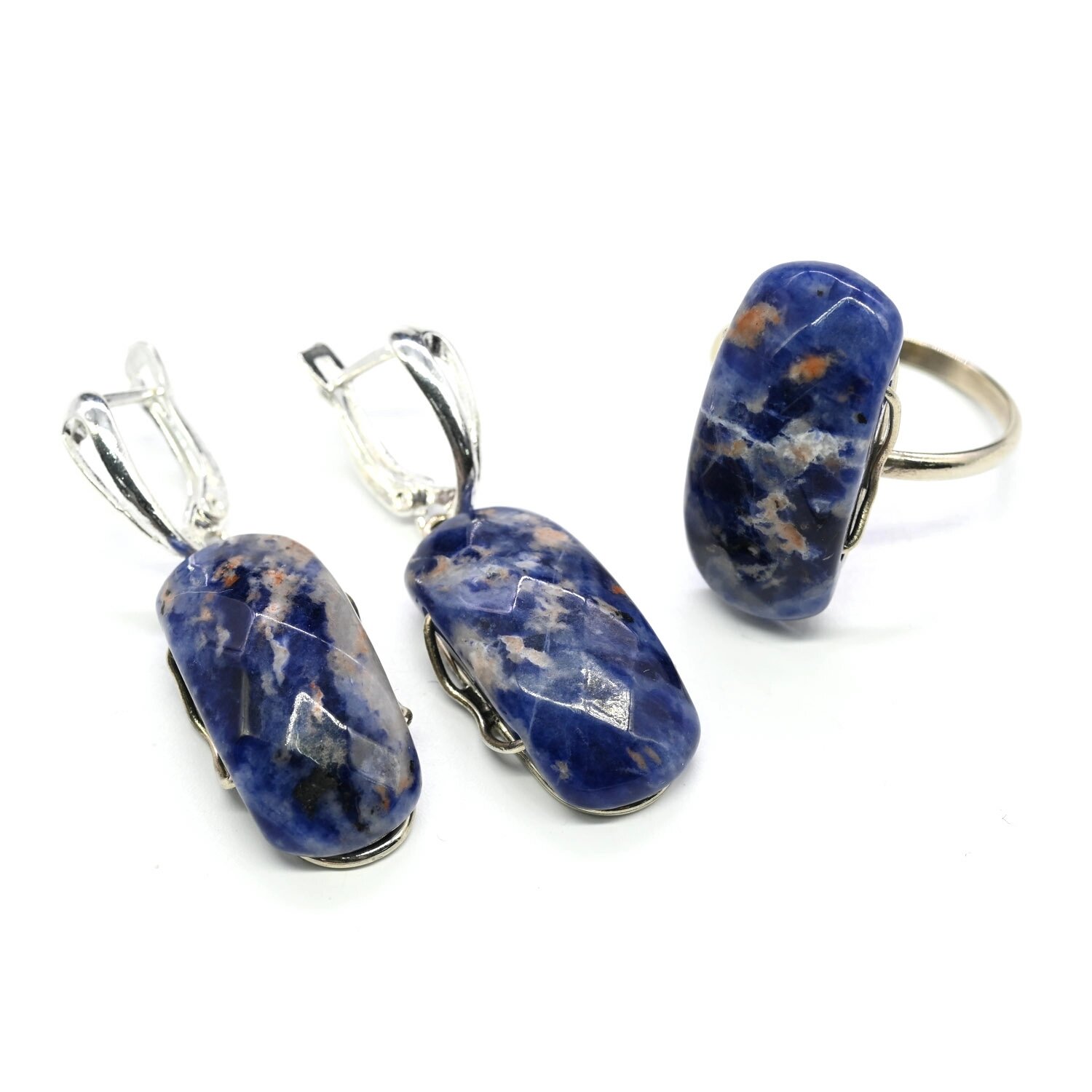 Комплект бижутерии, содалит