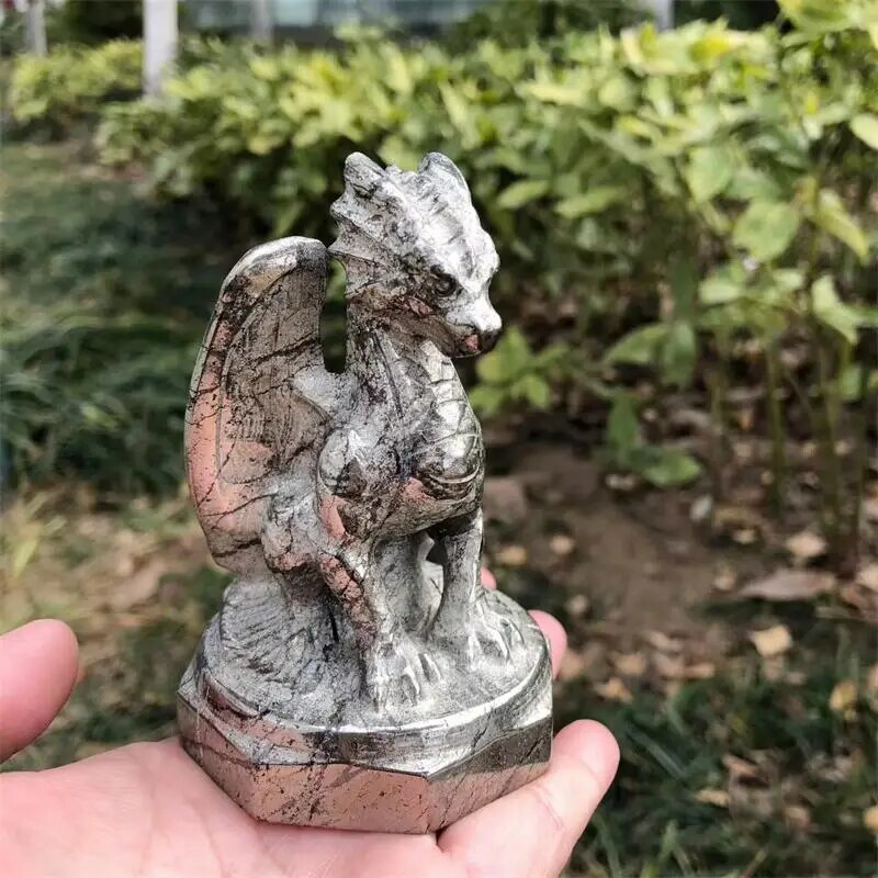 Фигурка дракона из пирита