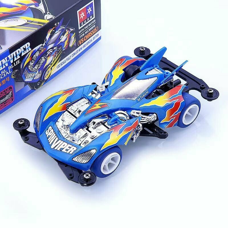 Детская игрушка Daxing Four-Wheel Drive Little Boy Superstar Brothers: прозрачный гоночный автомобиль Star Snake с электрическим приводом на четыре колеса.