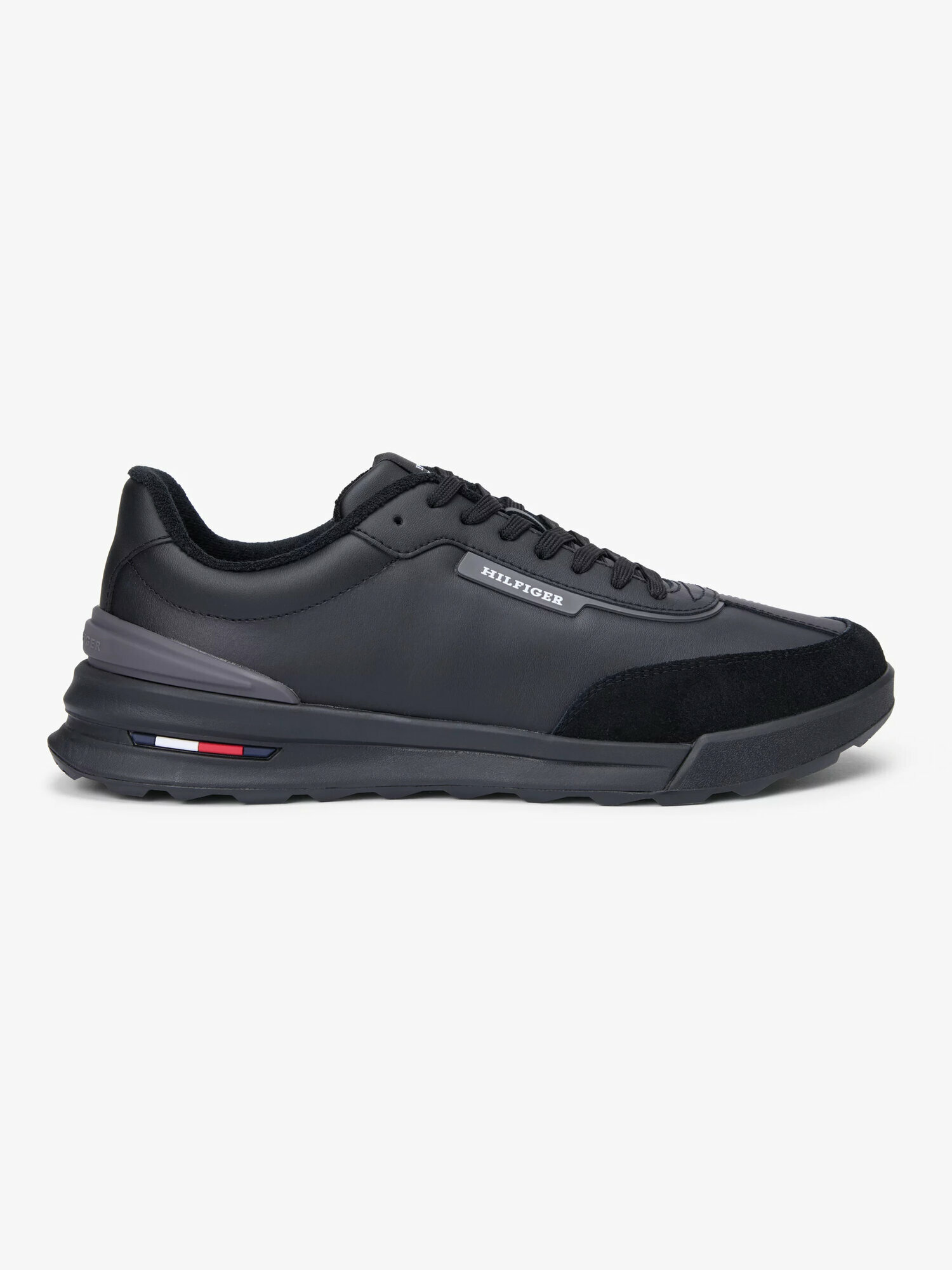 Кроссовки