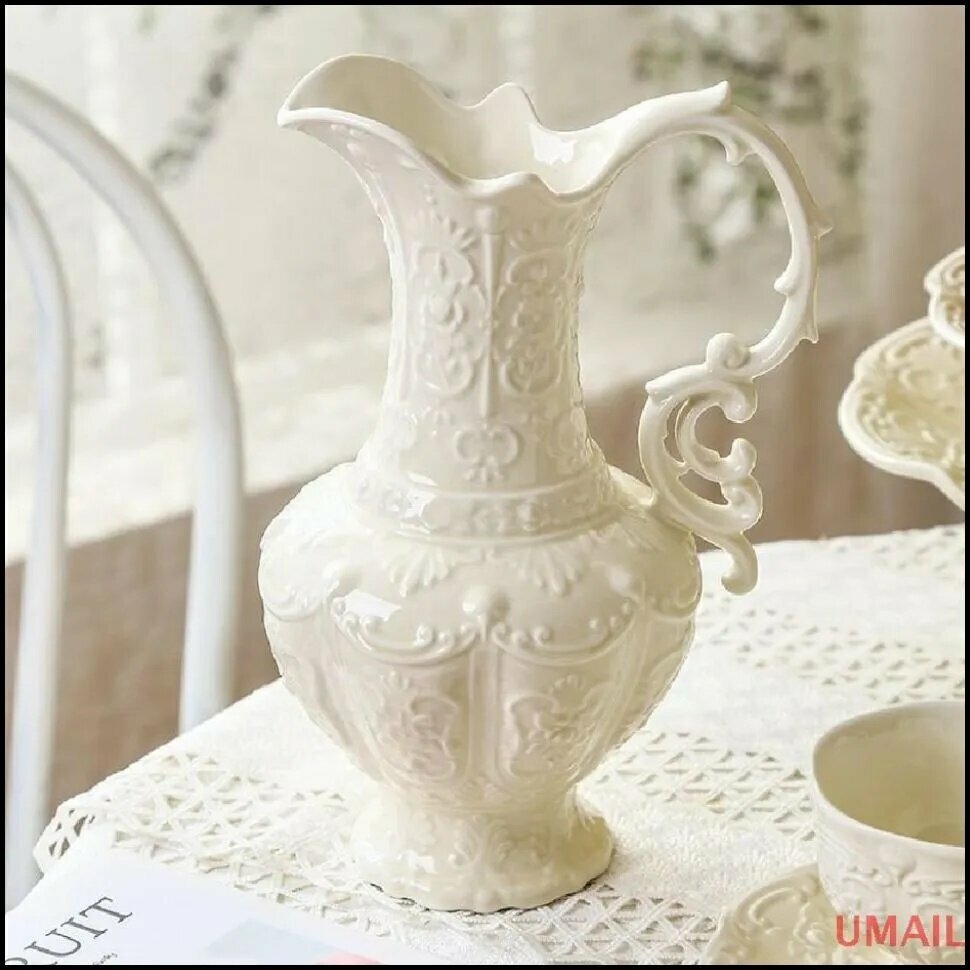 Кувшин "Французский стиль", керамика, белый, для воды и сока, 25см х 10см х 18см