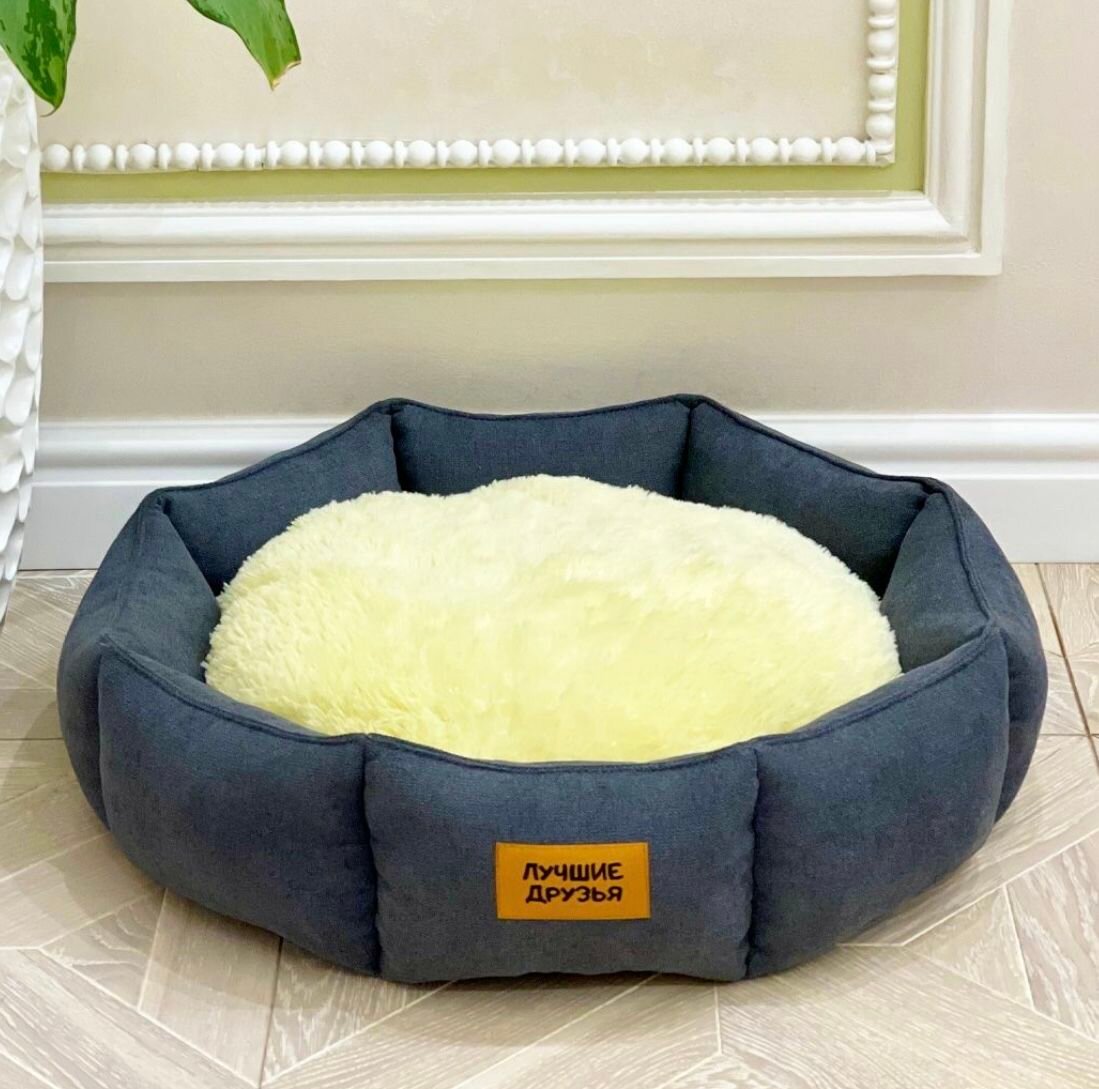 GLG Лежанка для кошек и собак с меховой подушкой "Донат". Графит, M. Размер 52х52х13 см.
