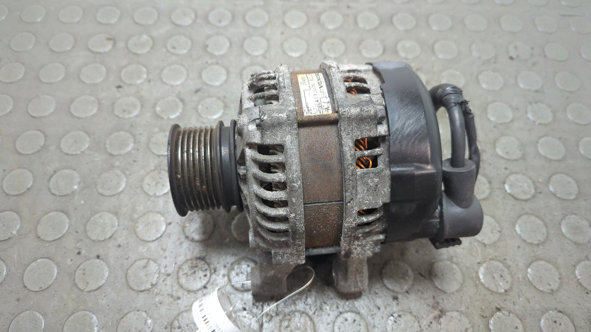 Генератор Honda Accord 10 Б/У