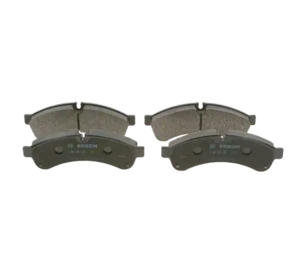 Колодки тормозные BOSCH 986494335 задние, Audi A3, A4 12-, Skoda Rapid 12-, VW Golf VII 12-