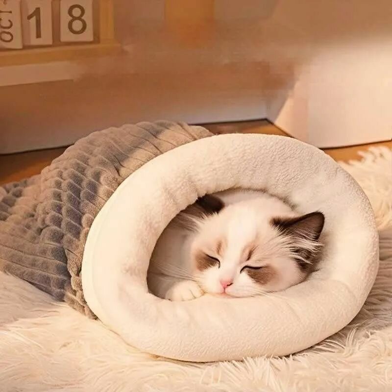 Тёплая кровать для кошки, уютная лежанка и спальный мешок