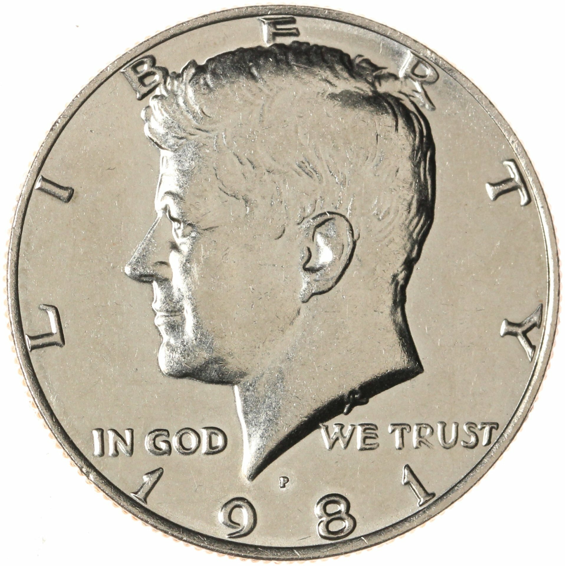 США 50 центов 1/2 доллара, half dollar 1981 P Kennedy Half Dollar Кеннеди знак монетного двора "P" - Филадельфия, Медь, в сохранности AU-UNC
