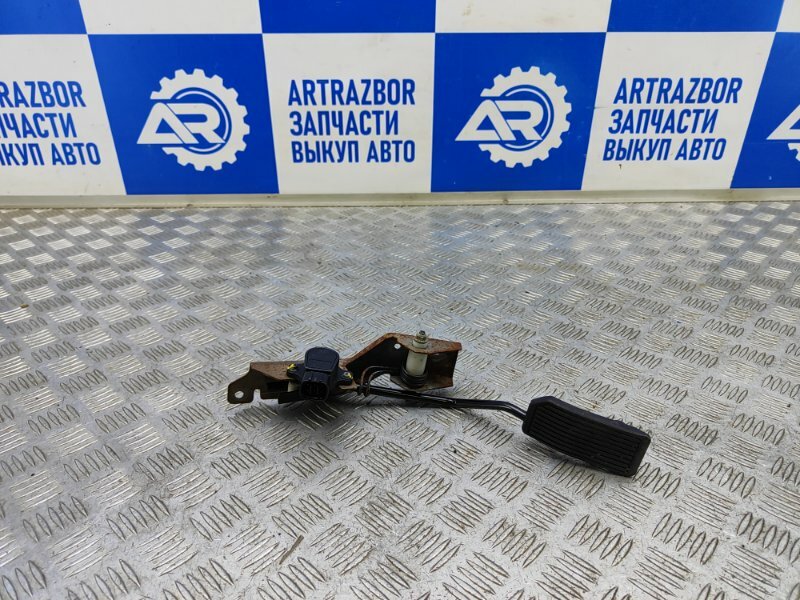 Б/У Педаль газа Nissan Almera Classic B10 / Ниссан Альмера Классик B10 1.6 QG16DE 107 Л.С 2008