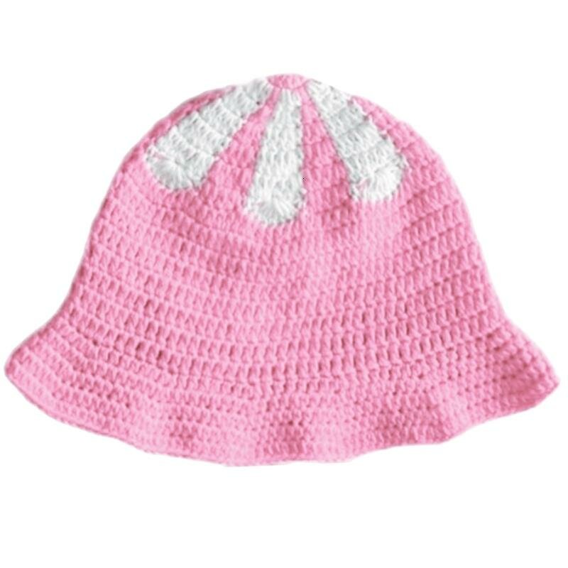 Цветной вязаный пляжный котелок, розово - белые цветы