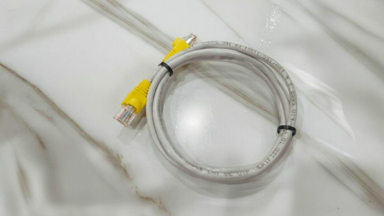 Интернет кабель патч-корд UTP4 cat.5E RJ-45 1.5 метра