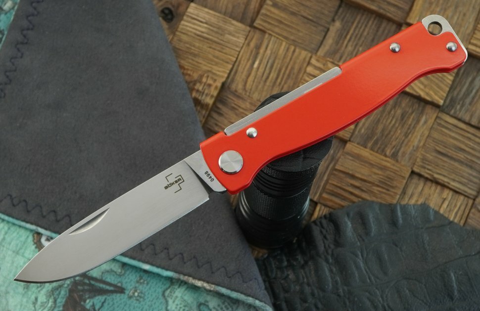 Складной нож Boker Plus Atlas Red, сталь 12C27
