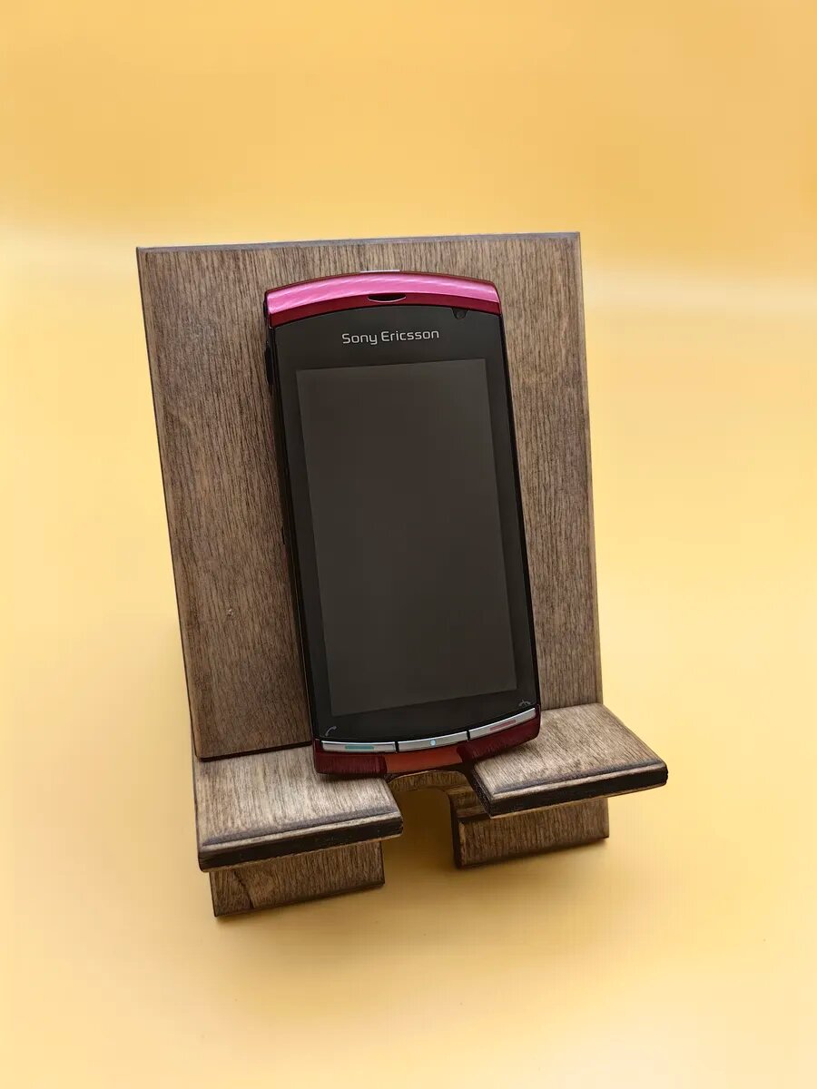 Мобильный телефон Sony Ericsson Vivaz (U5i)