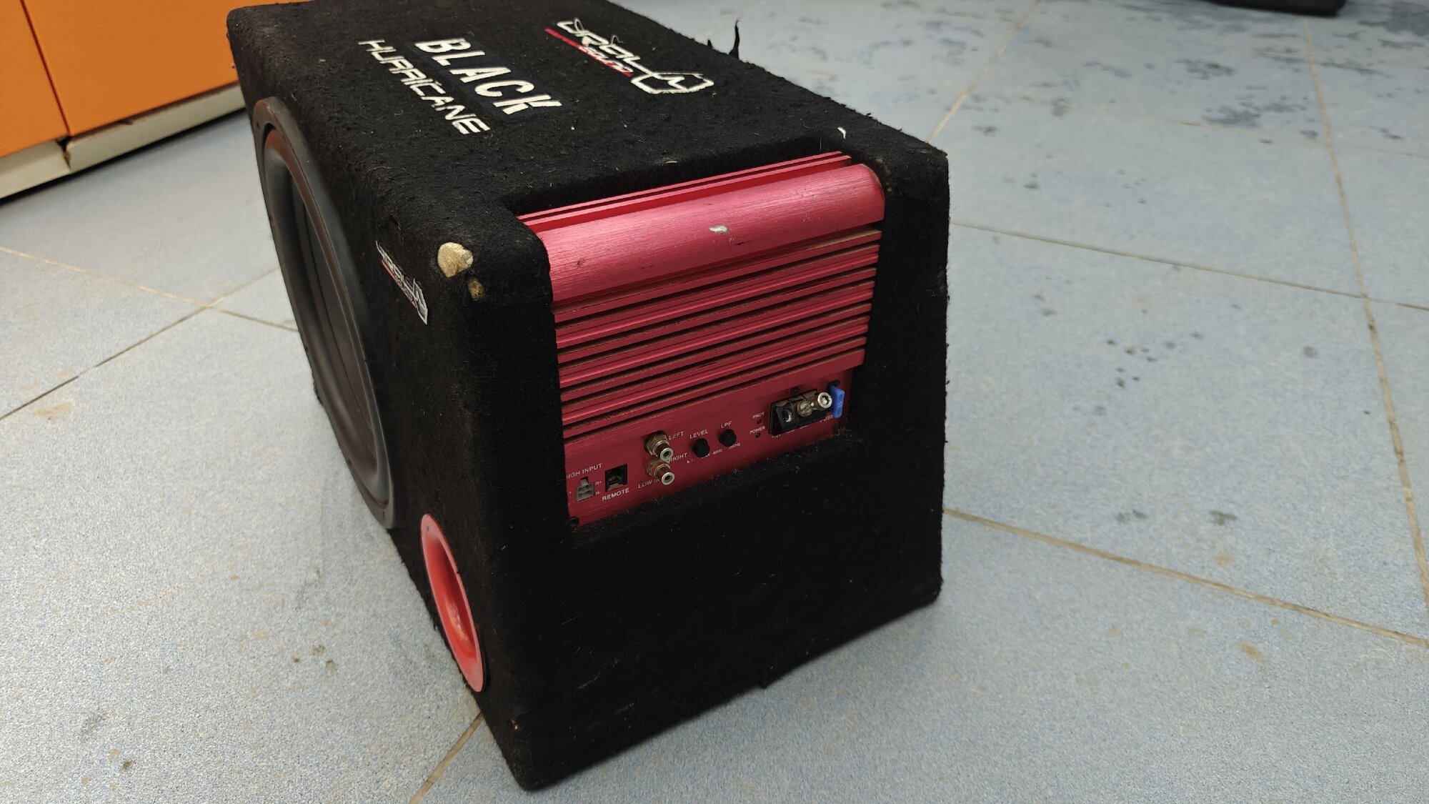 Сабвуфер автомобильный Ural AS-D12. A Black Hurricane 300Вт активный (30см/12") Б/У Уценка