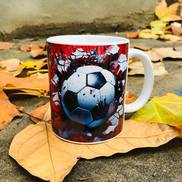 Кружка 3D "Футбольный мяч"